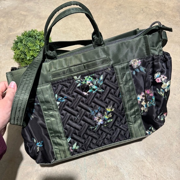 lug | Bags | Lug Romper Quilted Tote Bag Green Floral Nylon Gorpcore ...